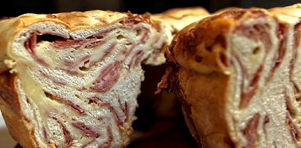 Pão Salgado Recheado Quer continuar recebendo mais receitas como esta ...